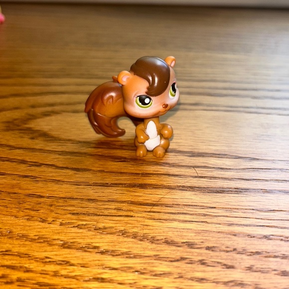 Littlest Pet Shop | Other | Littlest Pet Shop Squirrel 95 | Poshmark